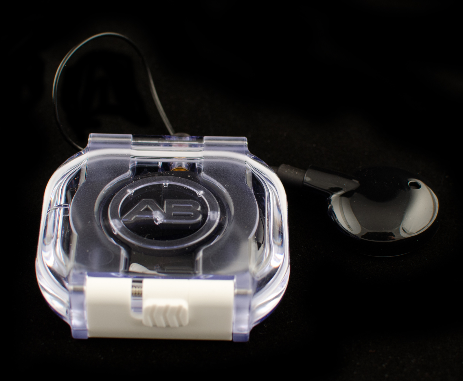 Advanced Bionics AquaCase Unboxing | cochlear implant HELP